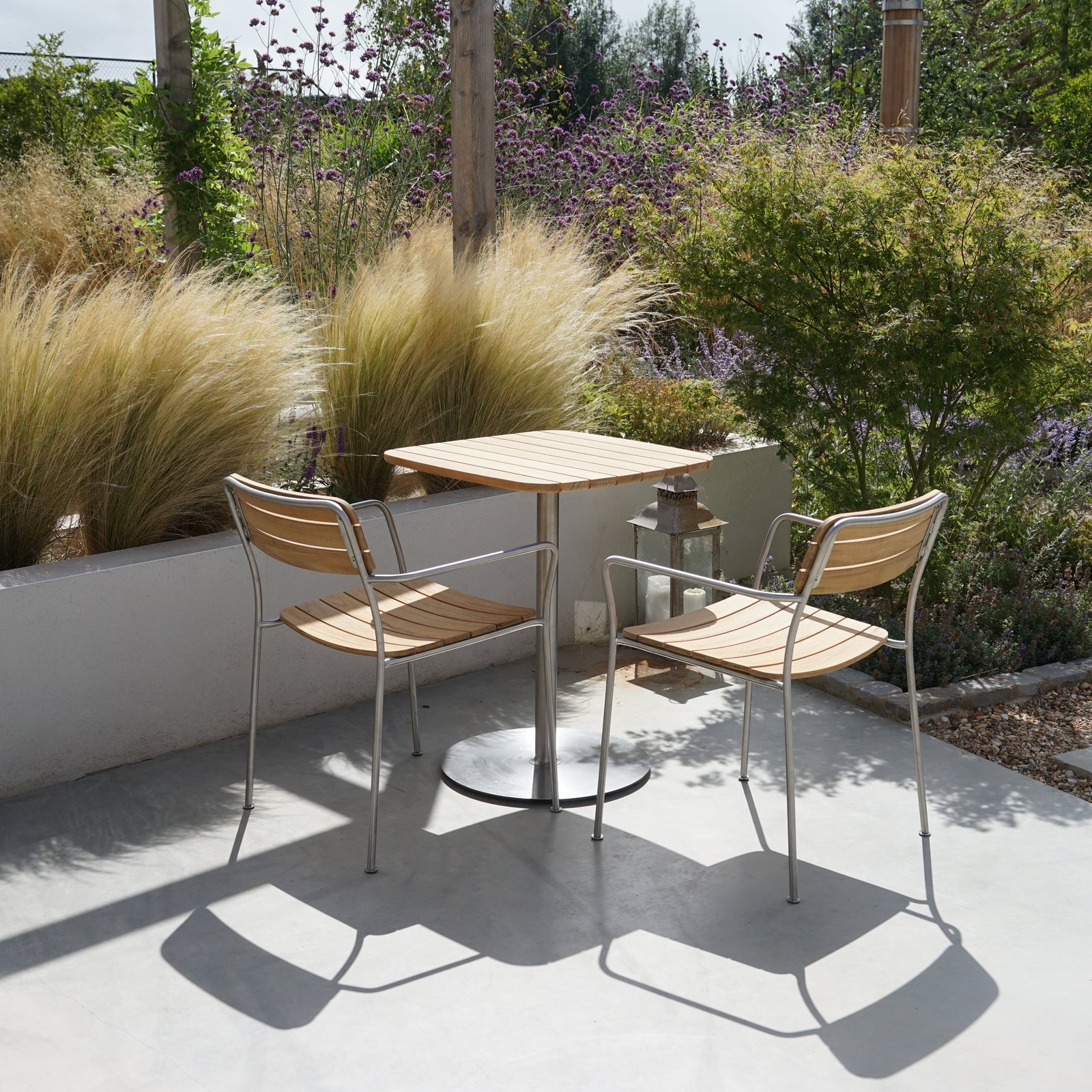 Solas Cafe Table – Case Furniture