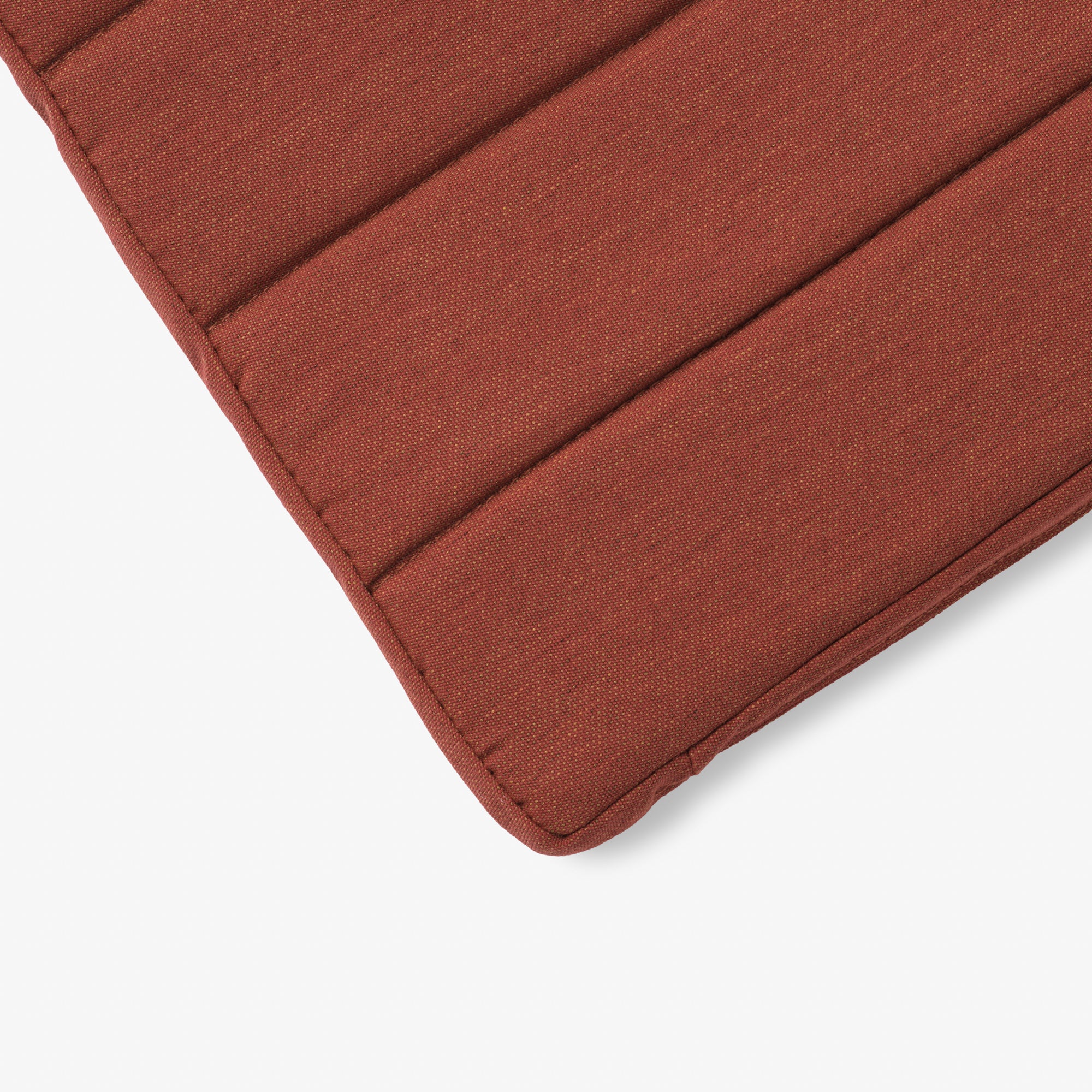 Eos Lounge Chair Cushion by Matthew Hilton | Outdoor | Case Furniture