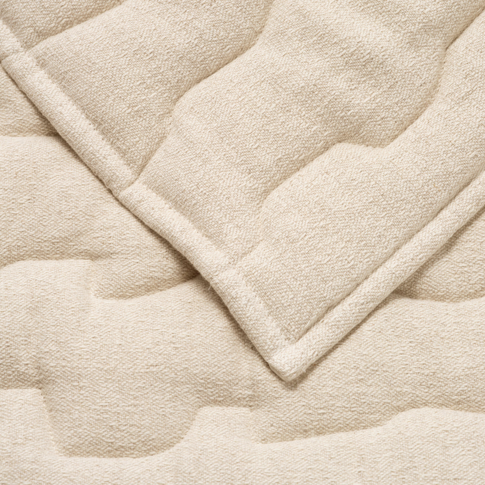 Ripple Quilt – Case Furniture