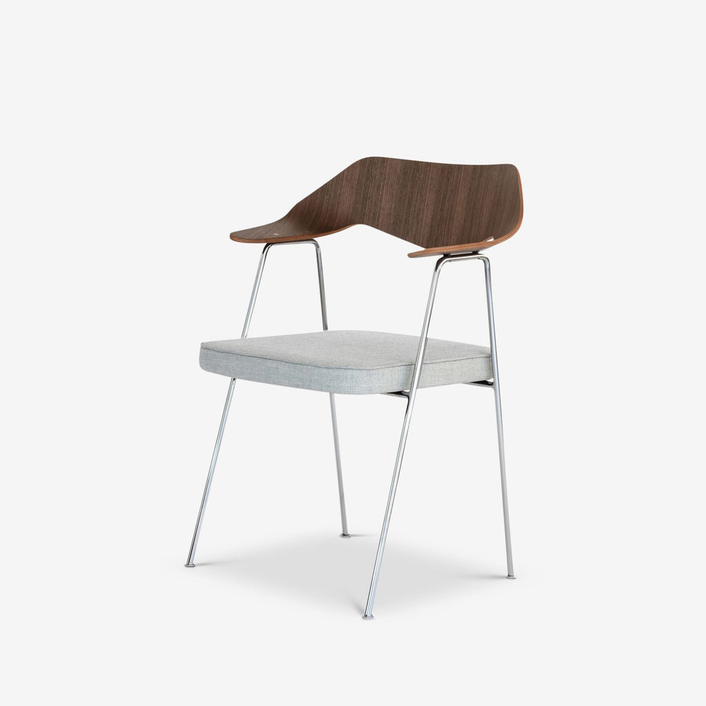 675 Chair | Robin Day Chair | Buy Online at Case Furniture