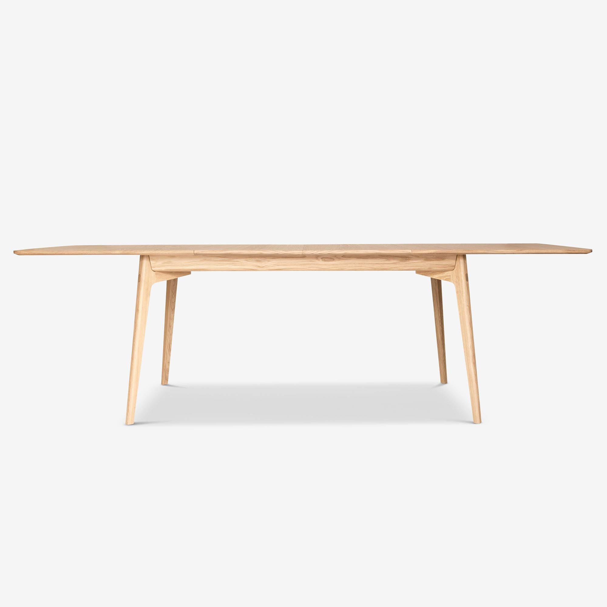 Dulwich Extending Table by Matthew Hilton | Dining Table | Case Furniture