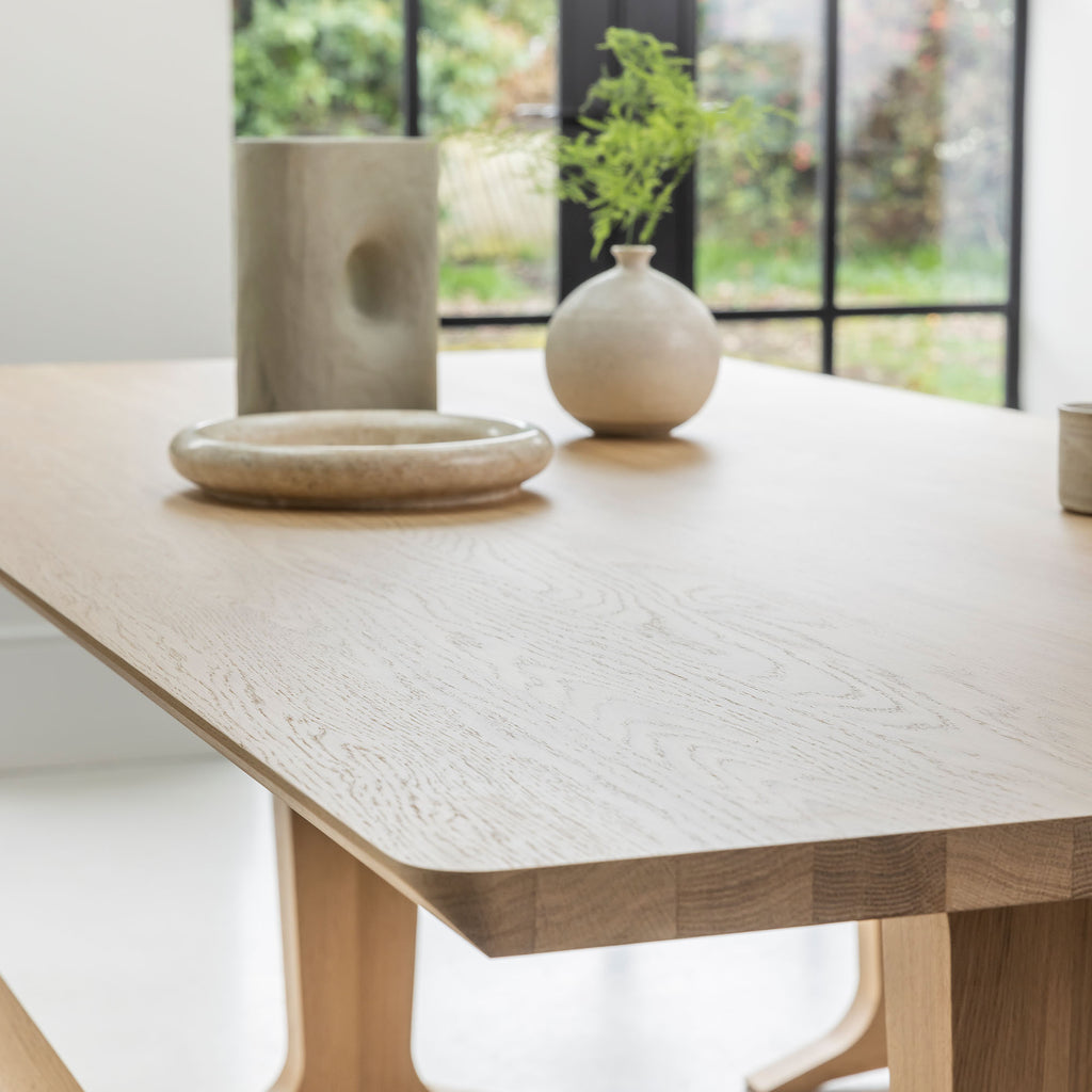 Ballet Table by Matthew Hilton | Dining Tables | Case Furniture