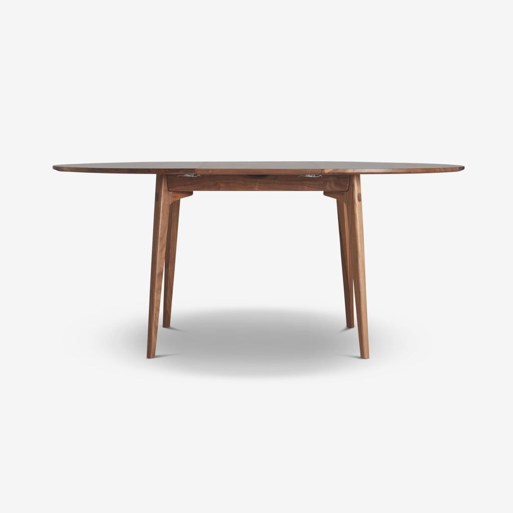Dulwich Round Extending Table by Matthew Hilton | Dining Table | Case ...